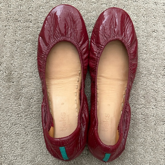 Tieks | Shoes | Tieks Ruby Red Patent Leather Ballet Flats | Poshmark